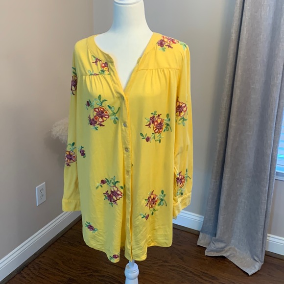 fig and flower | Tops | Fig Flower Top Plus Size 2x Embroidered Floral ...